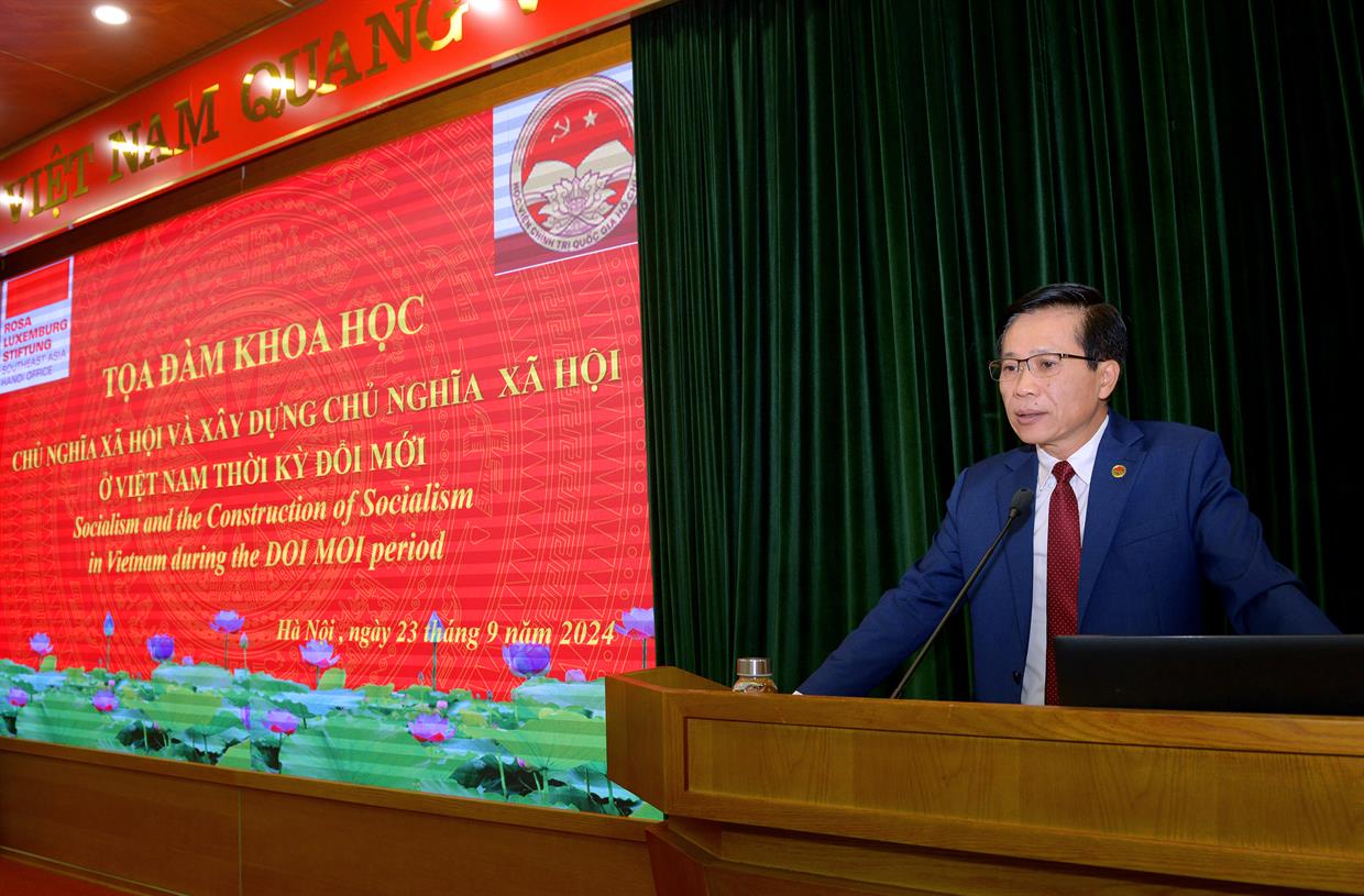 Tọa đàm khoa học: “Chủ nghĩa xã hội và xây dựng Chủ nghĩa xã hội ở Việt ...