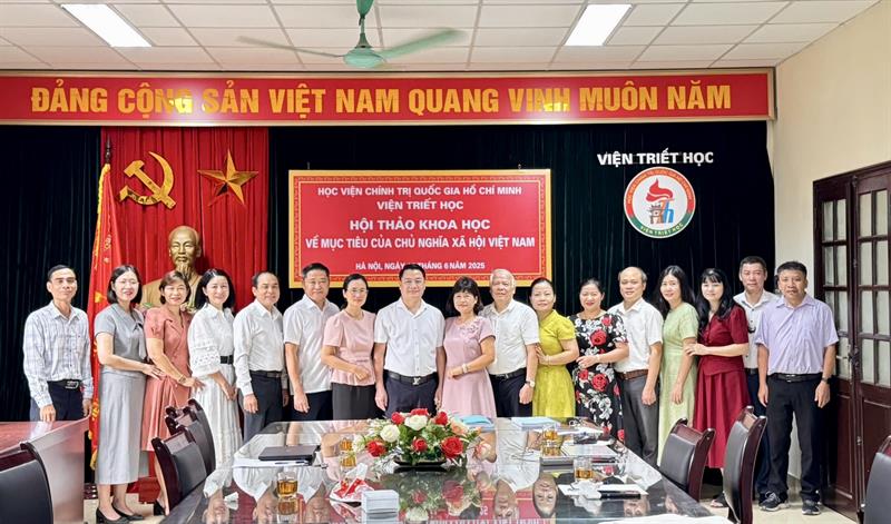 Hội thảo khoa học “Về mục tiêu chủ nghĩa xã hội Việt Nam”